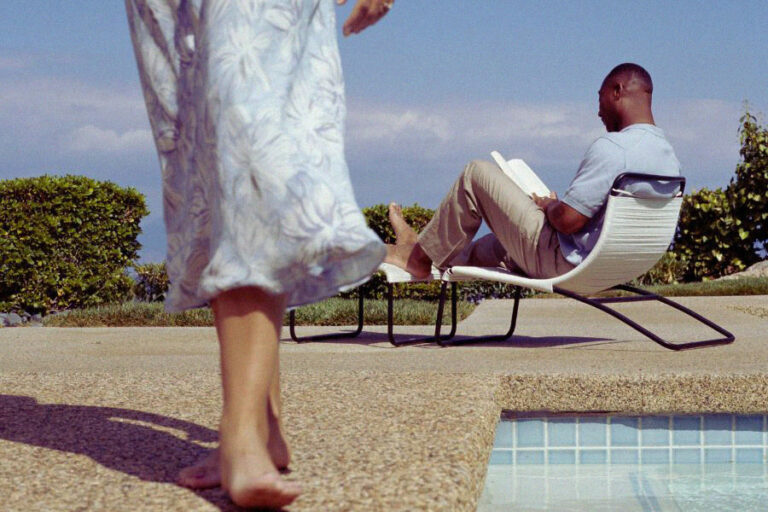 How To Walk Away From Being A Side Chick [17 Tips]